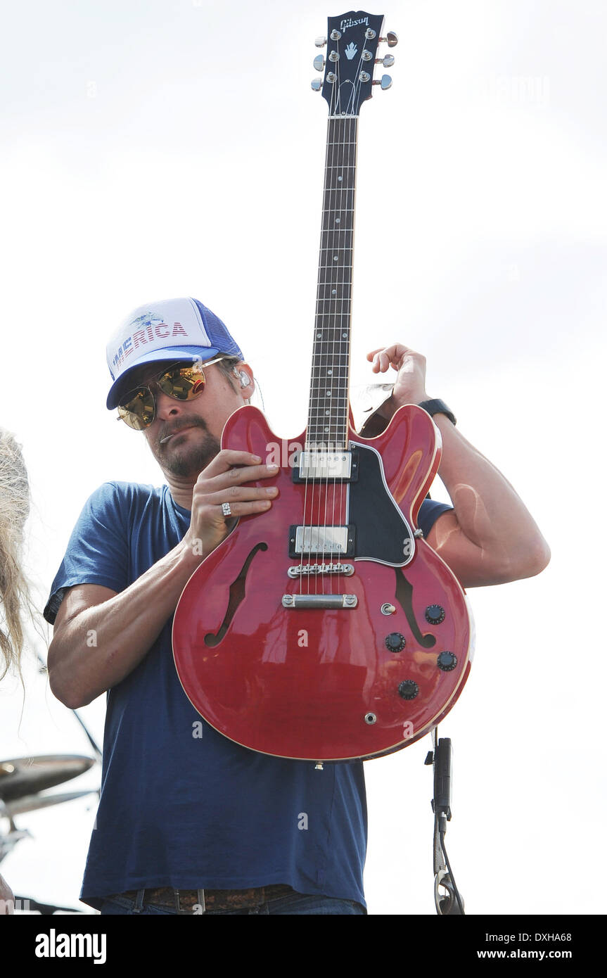 Kid Rock performs soundcheck prior to the start of the Ford Ecoboost ...