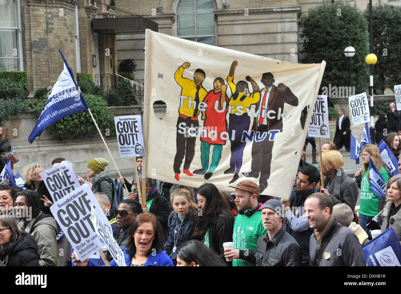 Marching banners hi-res stock photography and images - Alamy