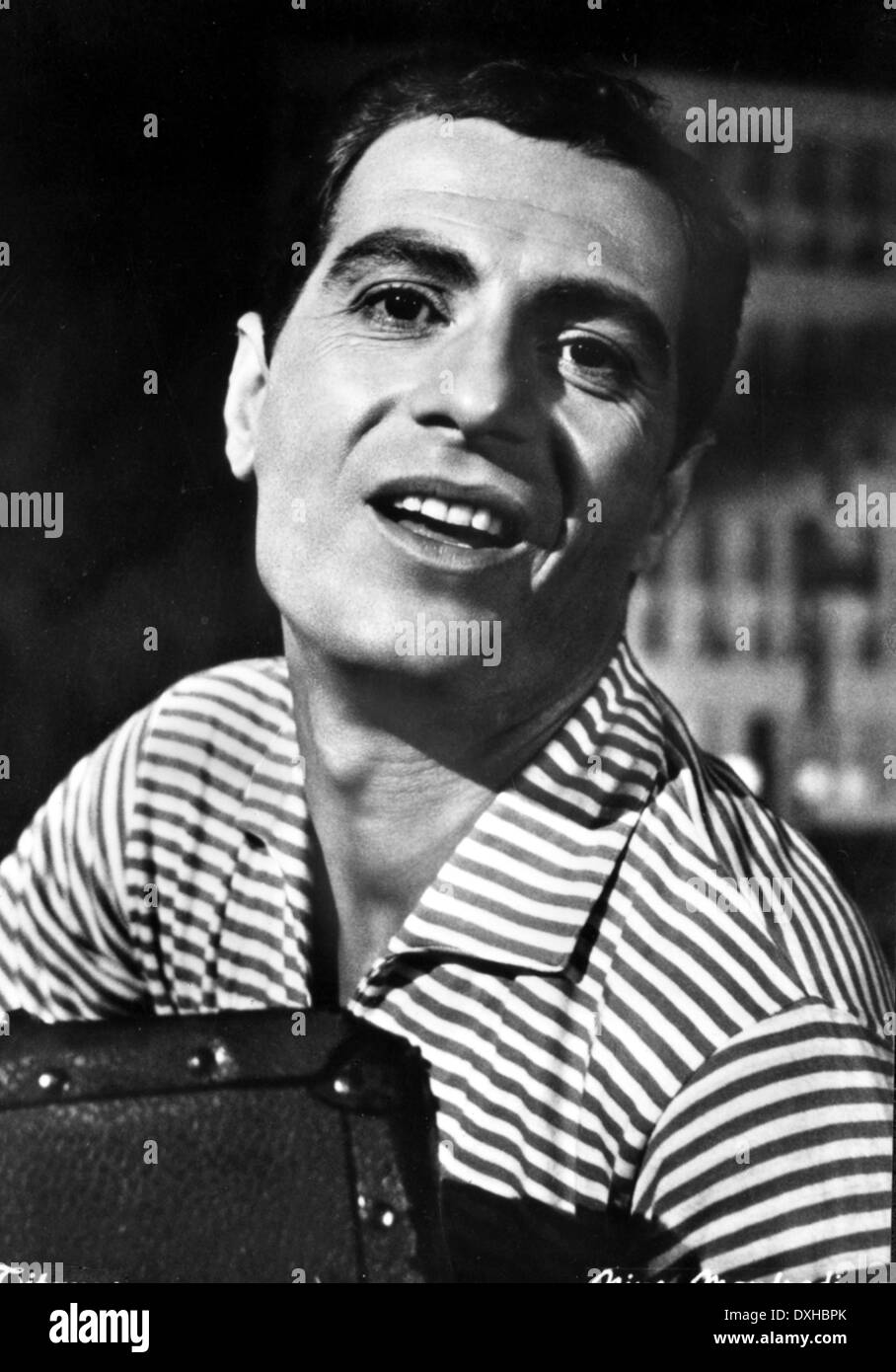 AUDACE COLPO DEI SOLITI IGNOTI aka FIASCO IN MILAN NINO M Stock Photo ...