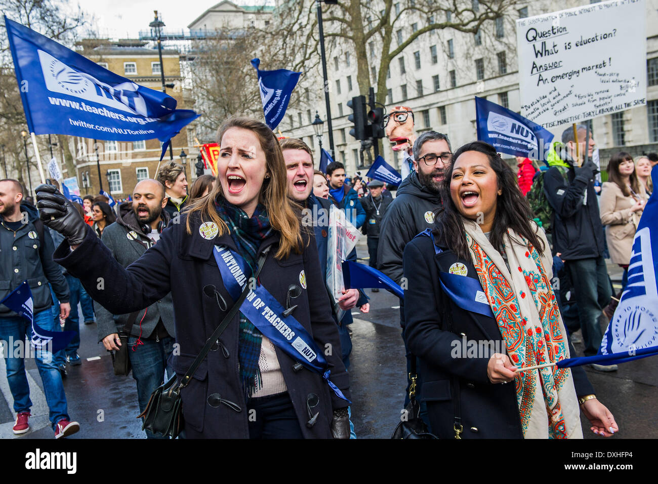 National action protest march hi-res stock photography and images - Alamy