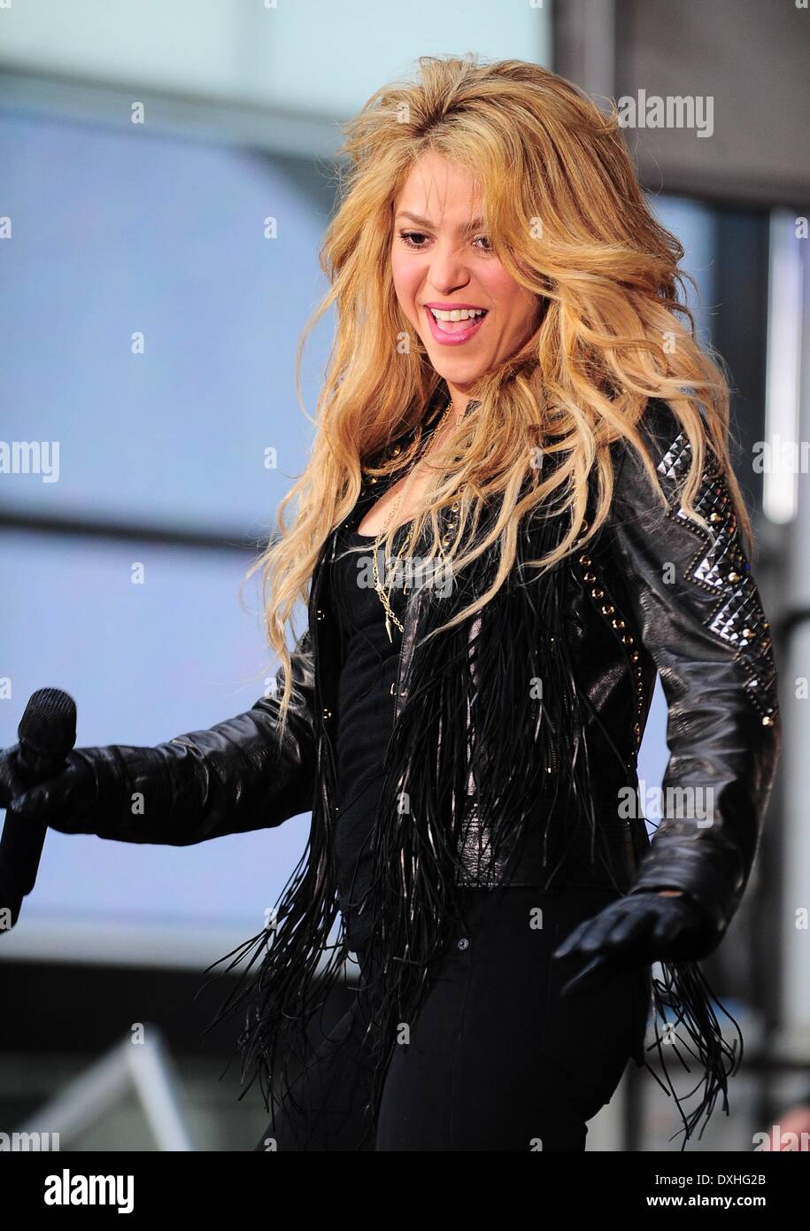 New York, NY, USA. 26th Mar, 2014. Shakira on stage for NBC Today Show ...