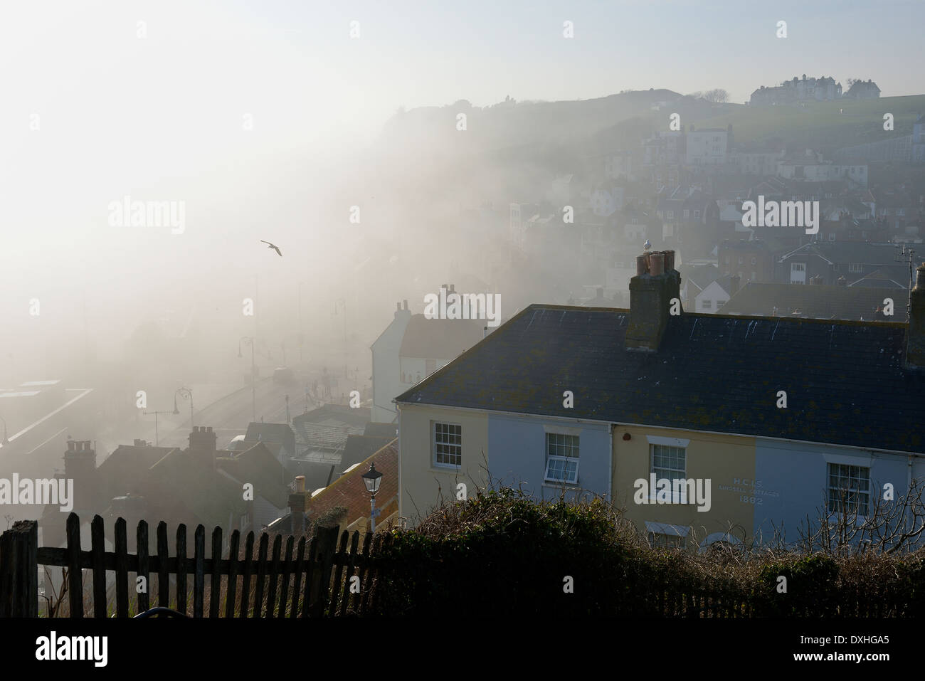 Mist over town hi-res stock photography and images - Alamy