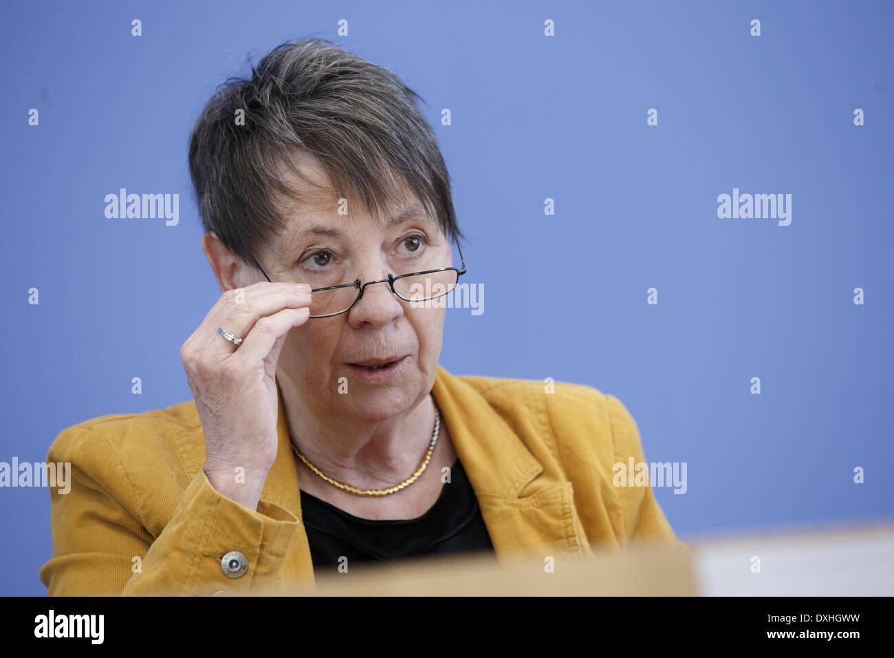 Minister for the environment nature conservation and nuclear safety hi ...