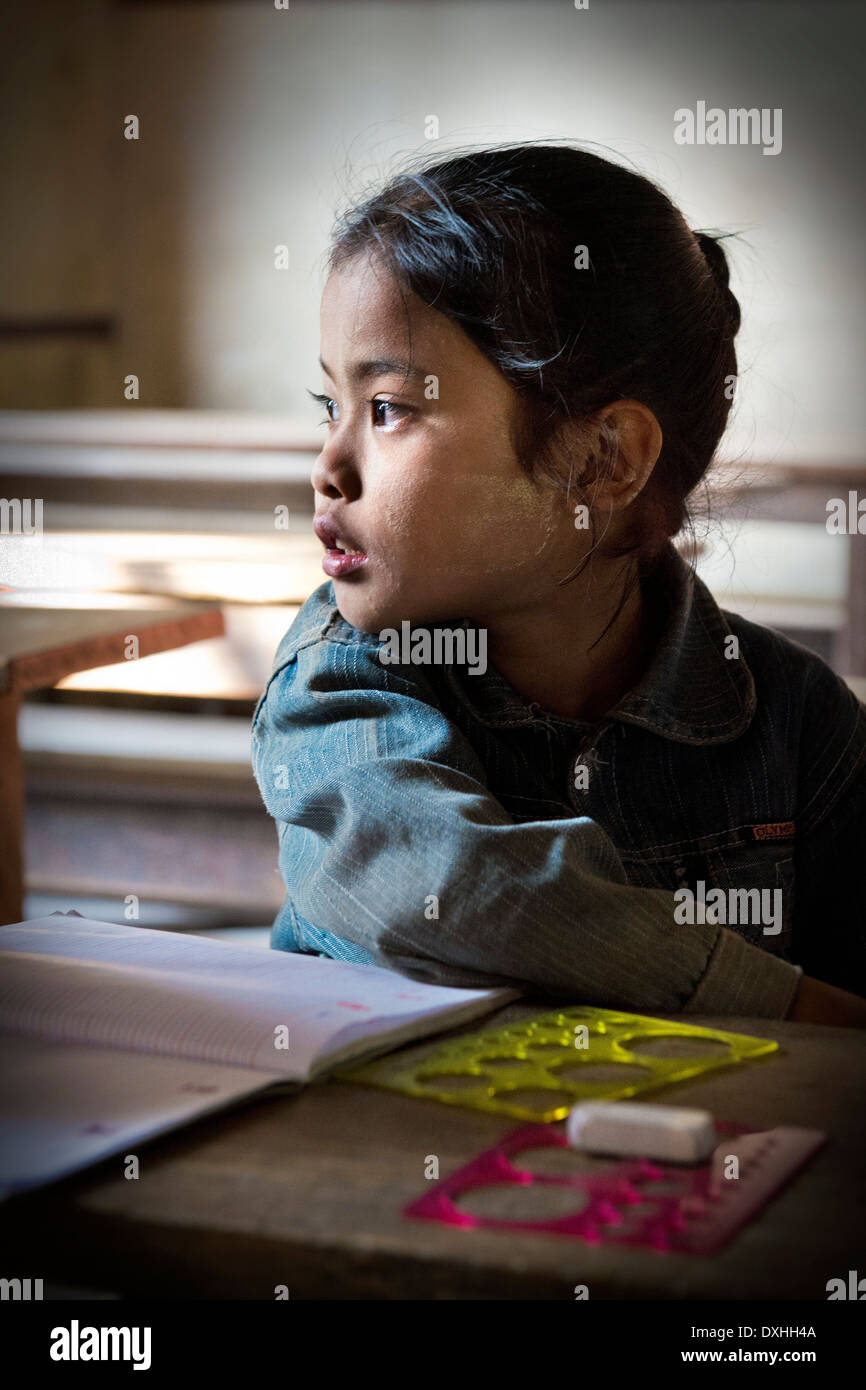 Myanmar, Amarapura, students Stock Photo - Alamy