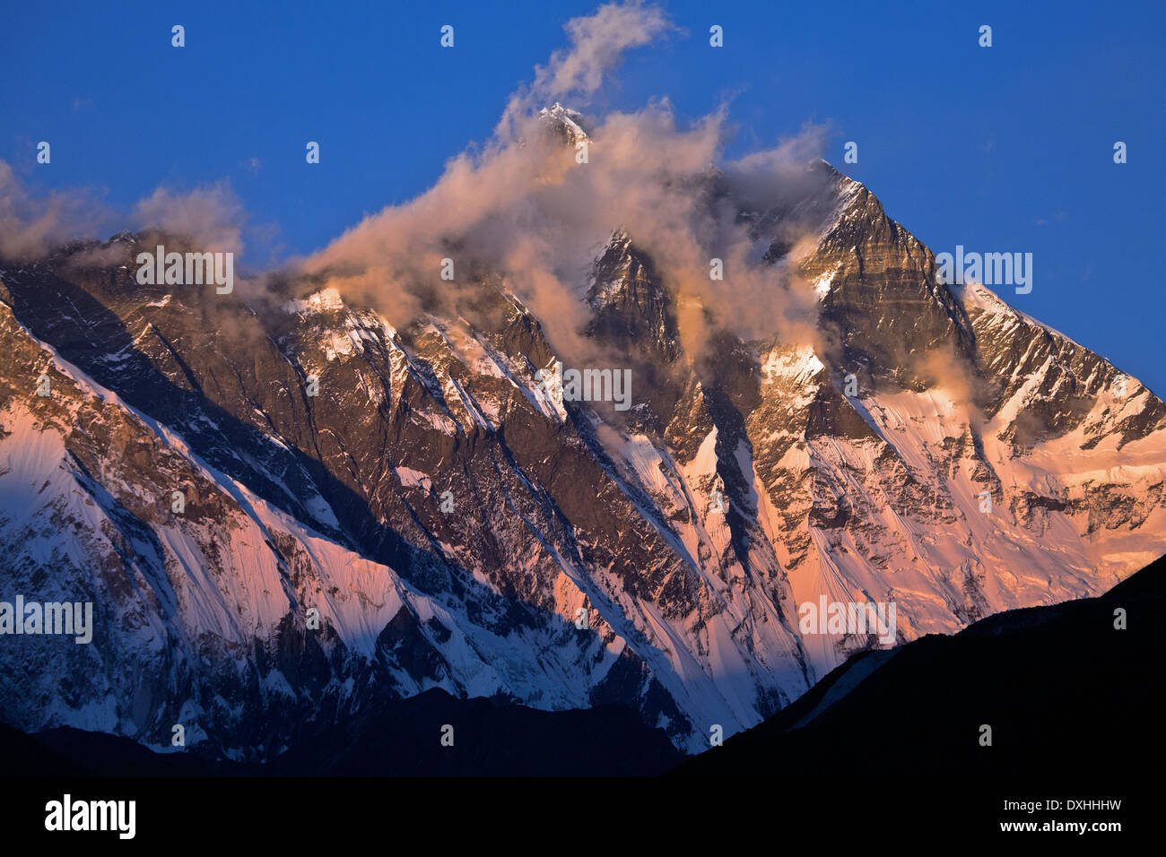 Majestic mountain ridge of Everest, Lhotse and Nuptse peaks in Khumbu ...