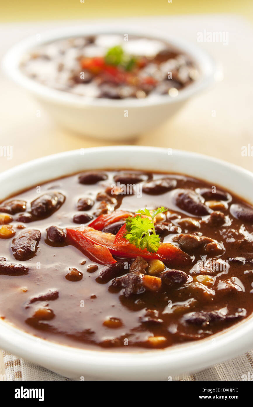 Chili con carne. Mexican bean soup Stock Photo - Alamy
