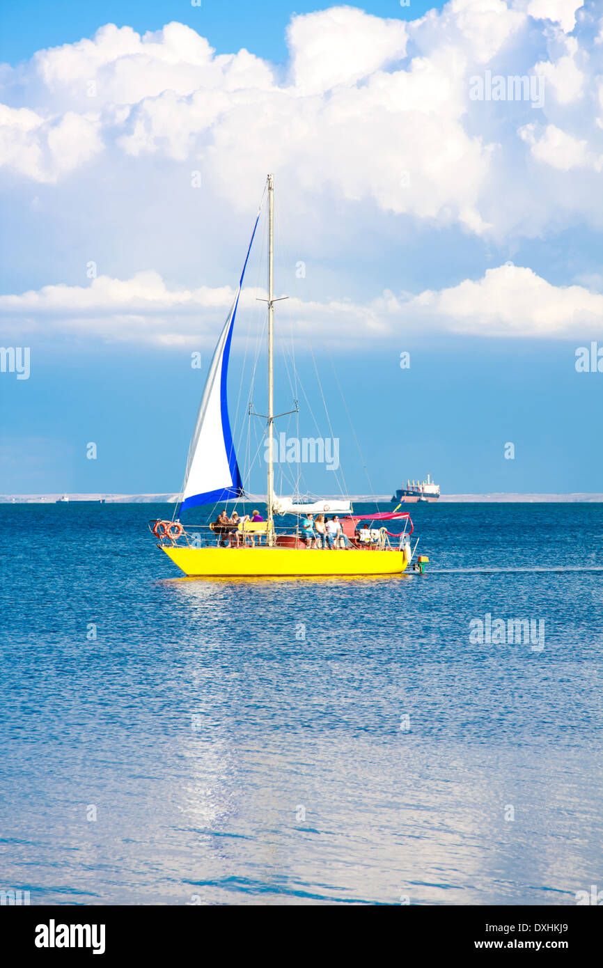 Yellow sail boat hi-res stock photography and images - Alamy
