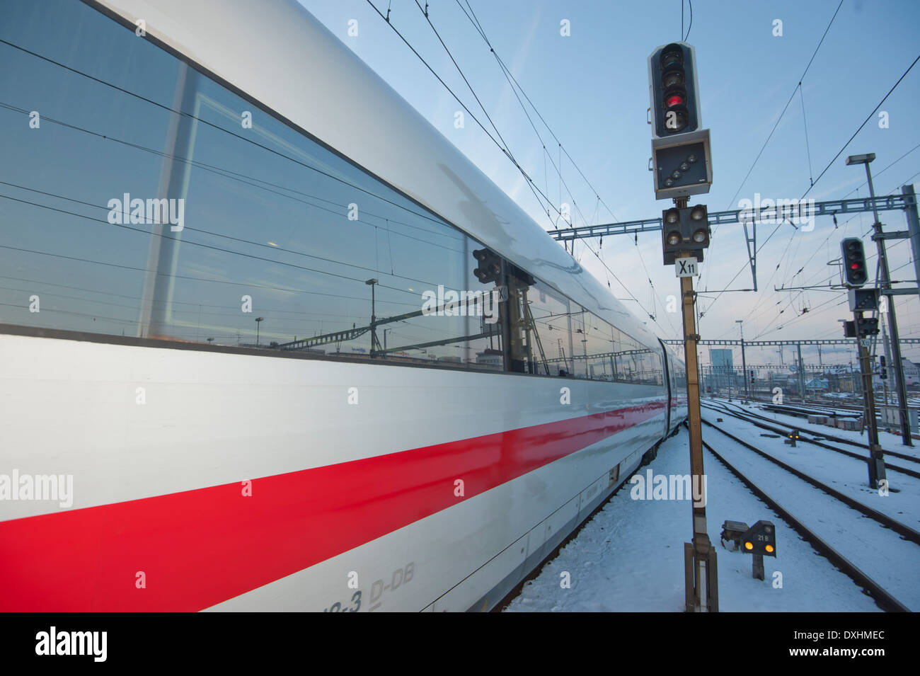 Zurich train station hi-res stock photography and images - Alamy