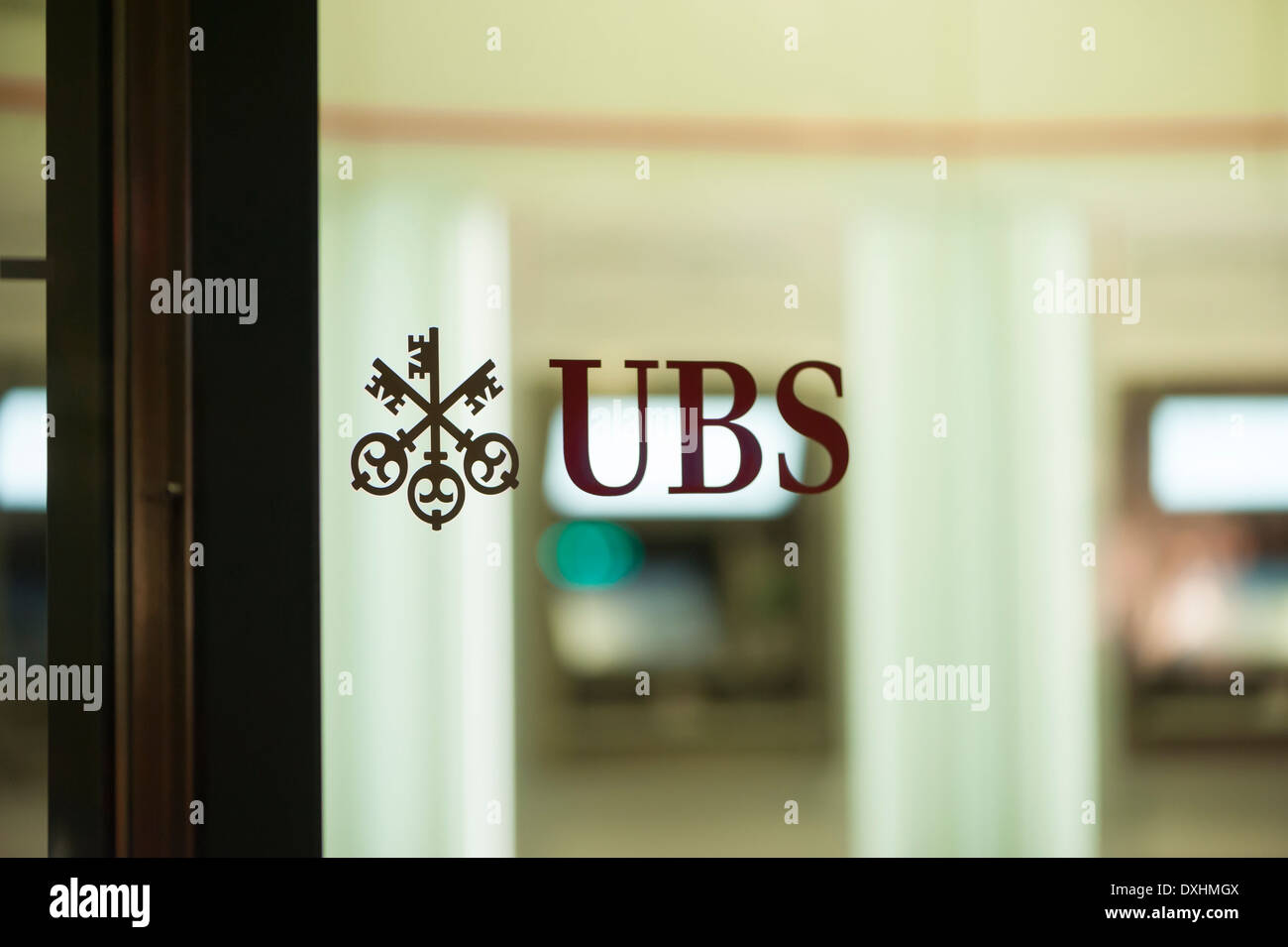 Logo of ubs hi-res stock photography and images - Alamy