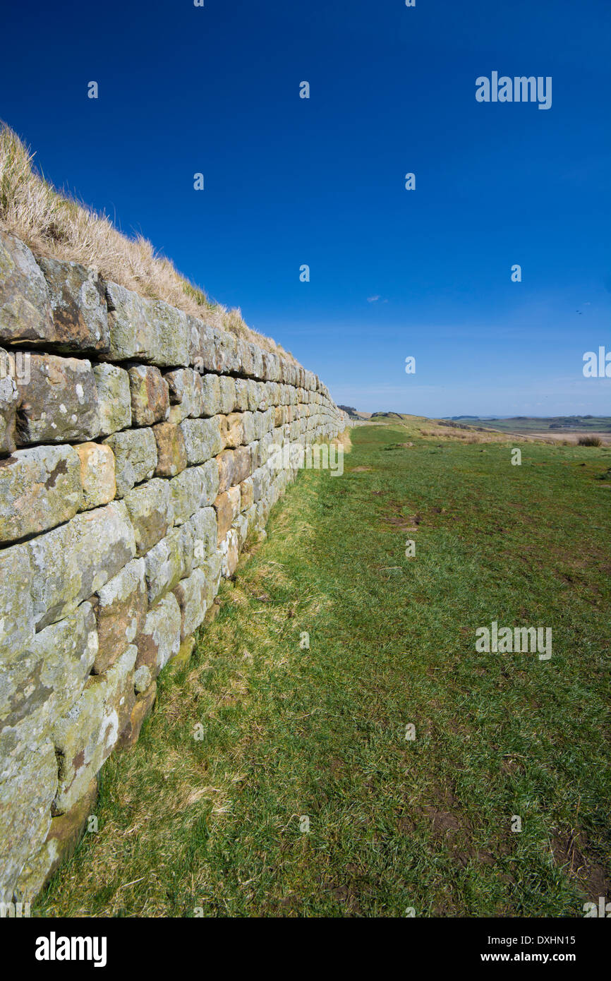 Roman defensive wall hi-res stock photography and images - Alamy