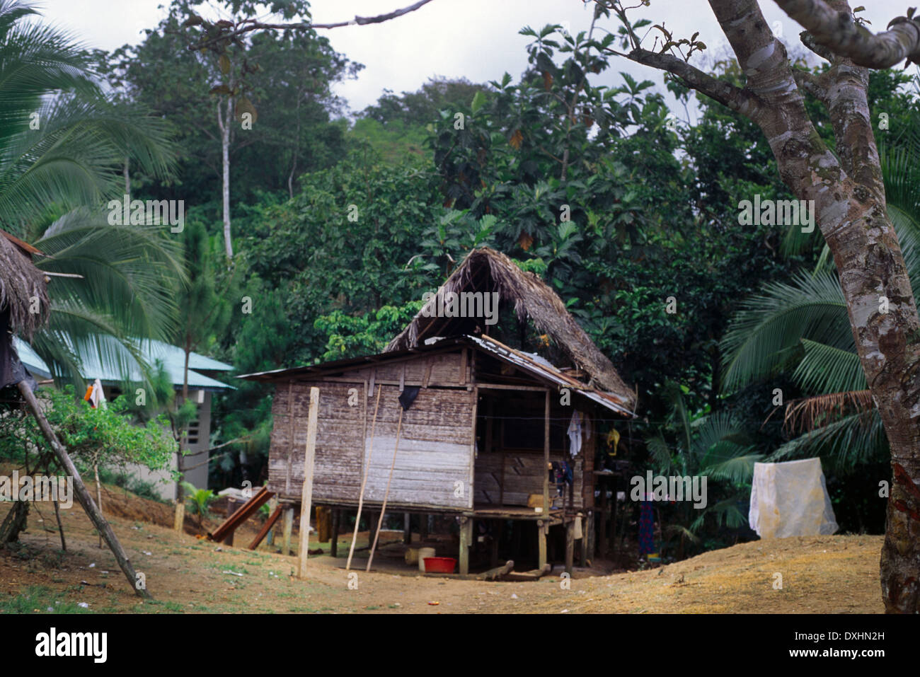 Choco indians panama hi-res stock photography and images - Alamy