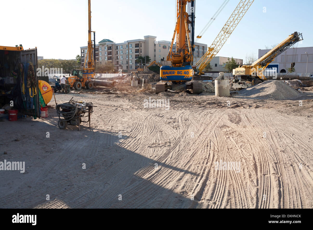 Construction site in urban hi-res stock photography and images - Alamy