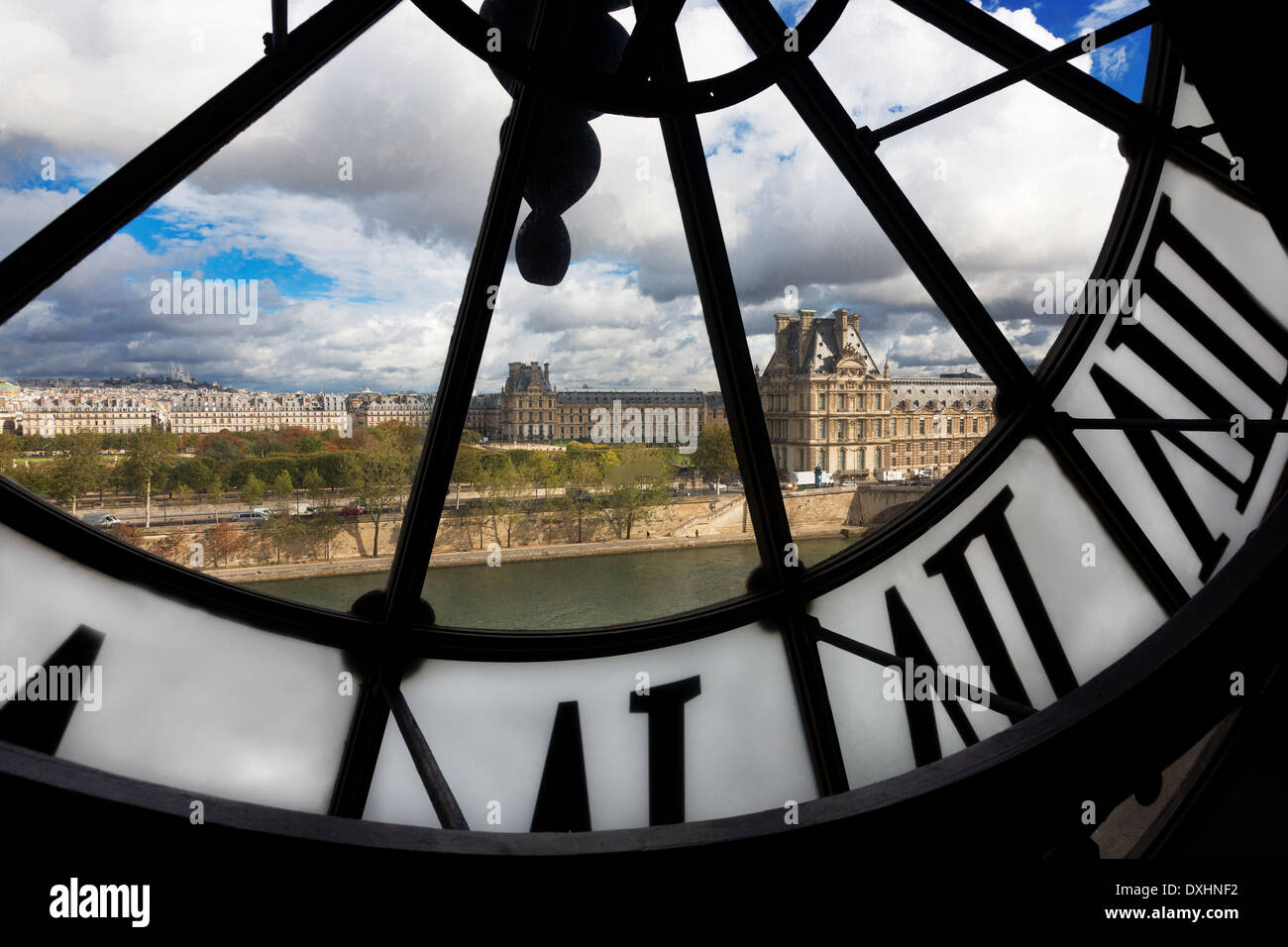 Giant clock in musee d orsay hi-res stock photography and images - Alamy