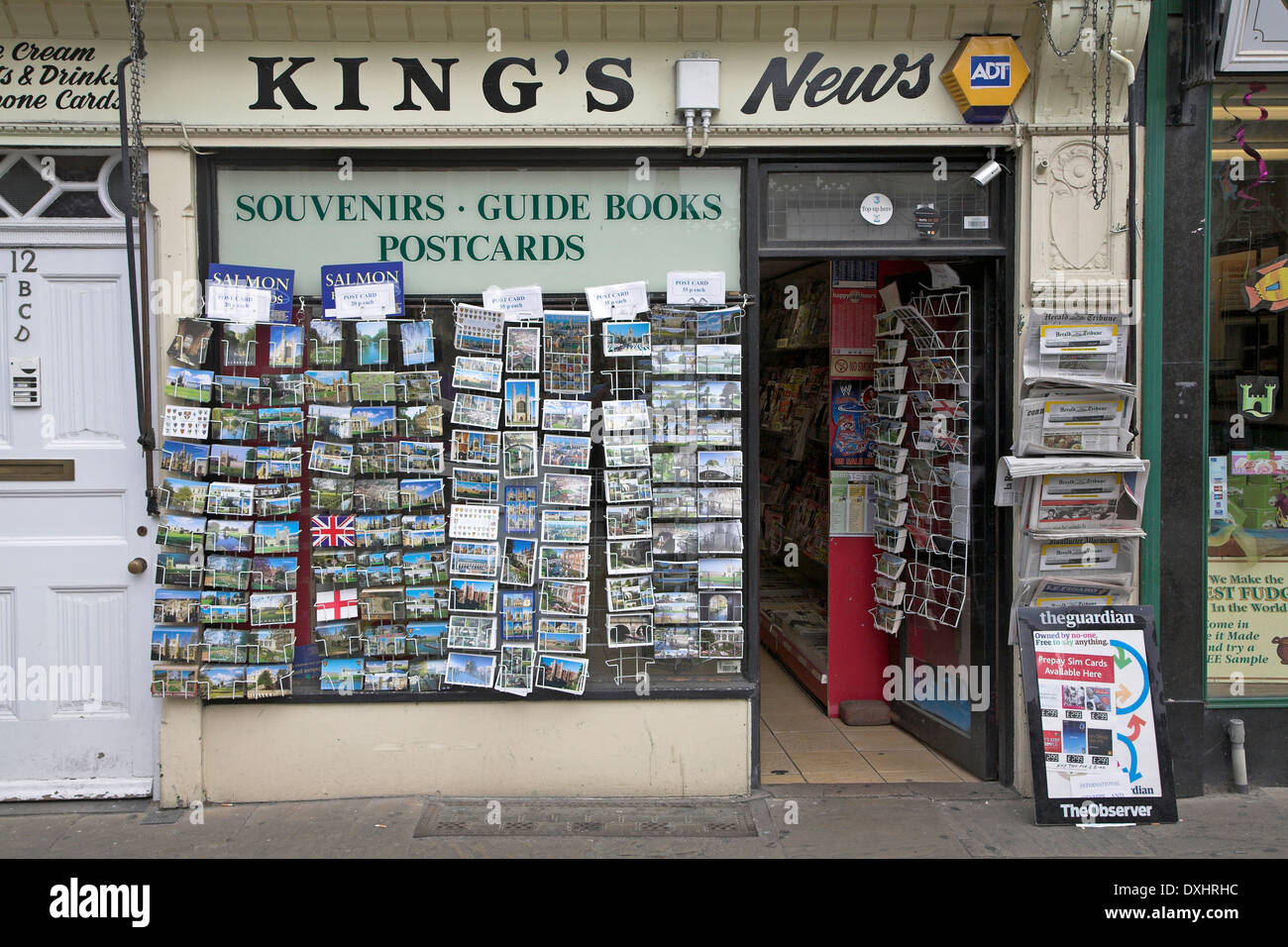 Cambridge newsagent hi-res stock photography and images - Alamy