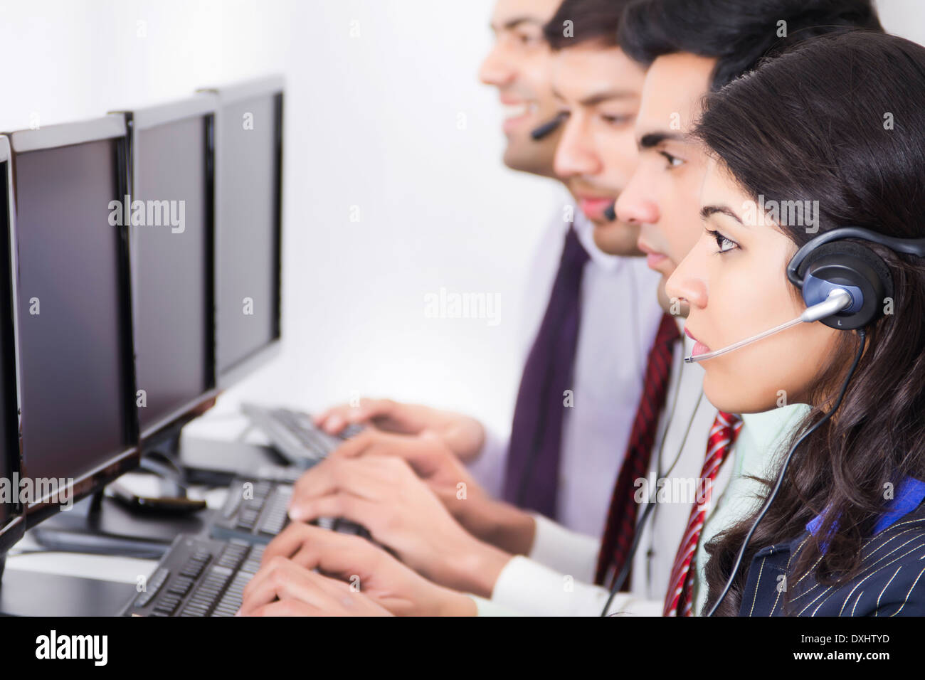 Inside an indian call center office hi-res stock photography and images ...