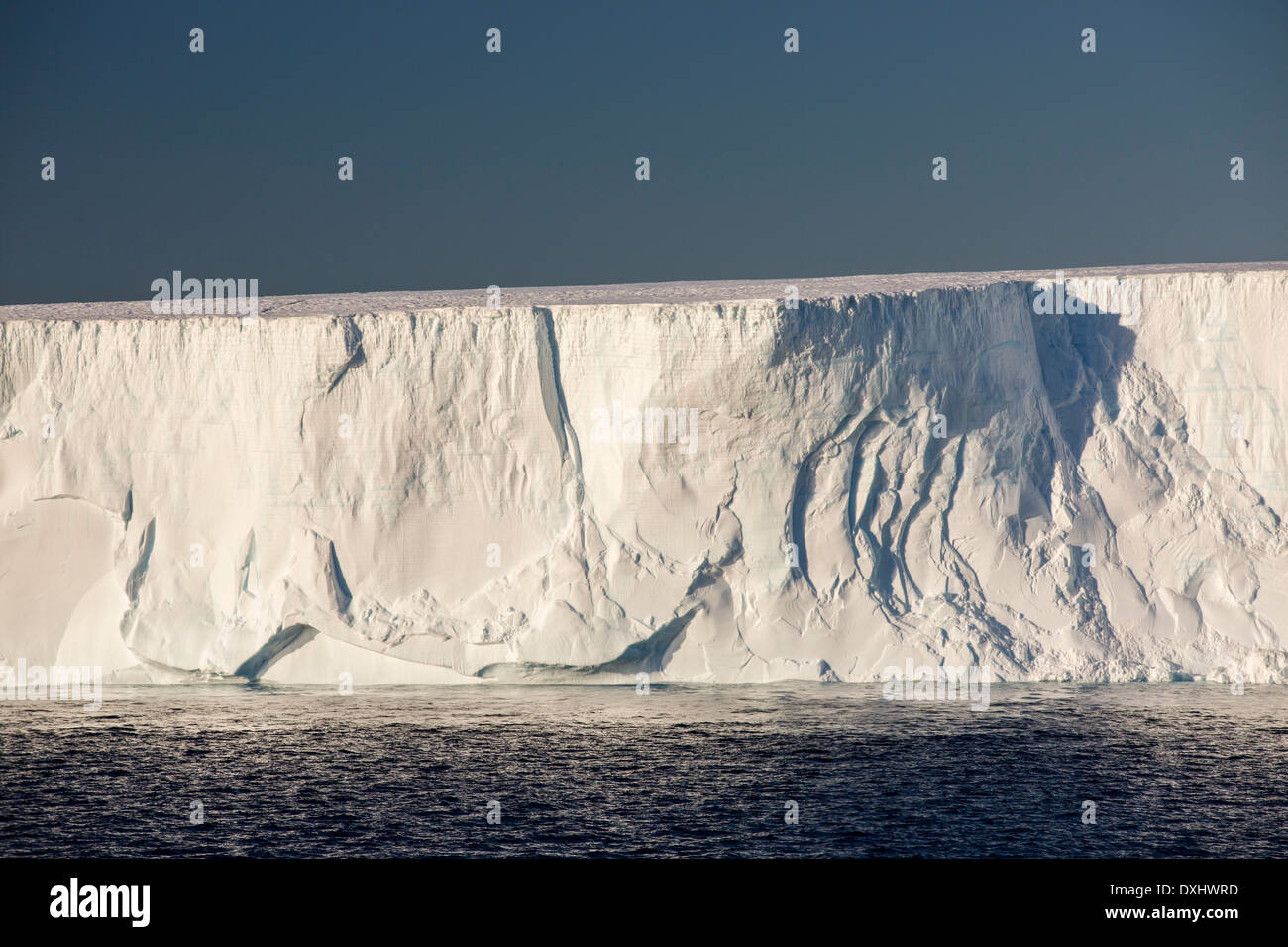 Tabular iceberg antarctica hi-res stock photography and images - Alamy