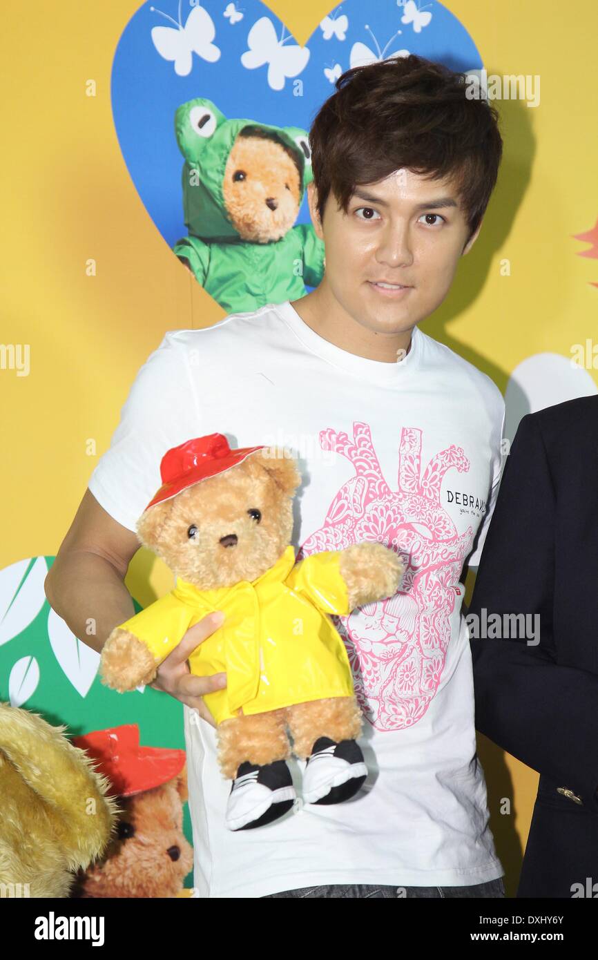 Taipei, Taiwan. 25th Mar, 2014. Singer Kenji Wu at press conference in ...