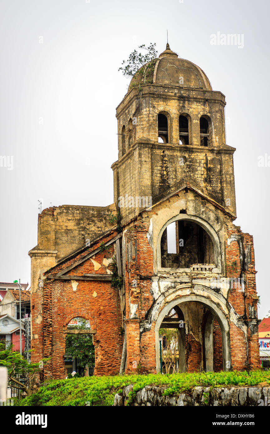 Ancient church vietnam hi-res stock photography and images - Alamy