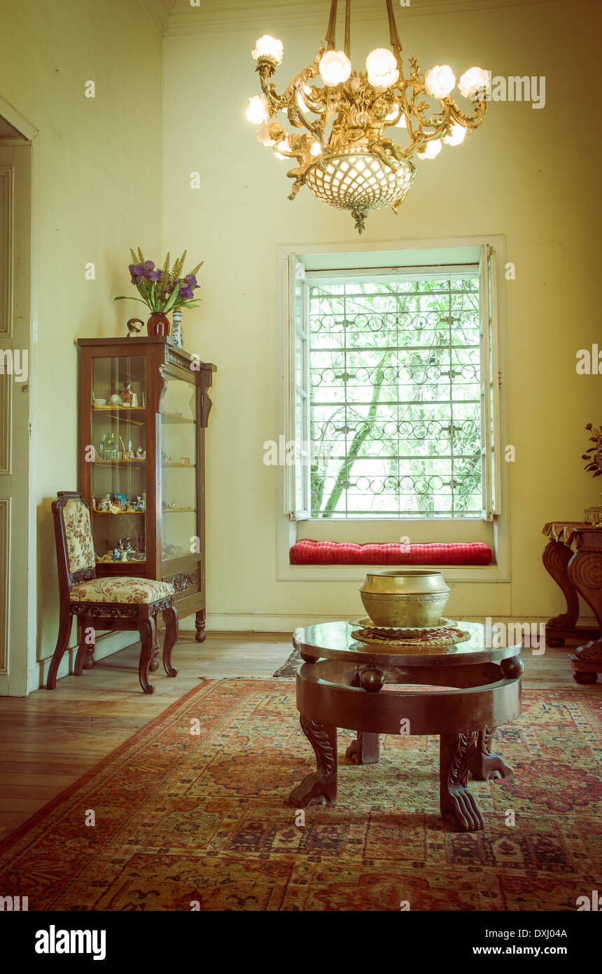 Classical interior room Stock Photo - Alamy