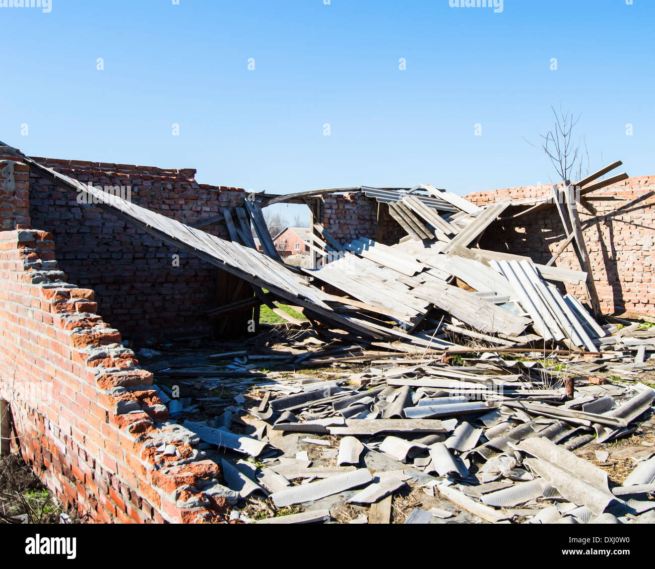 old a collapsed building Stock Photo - Alamy