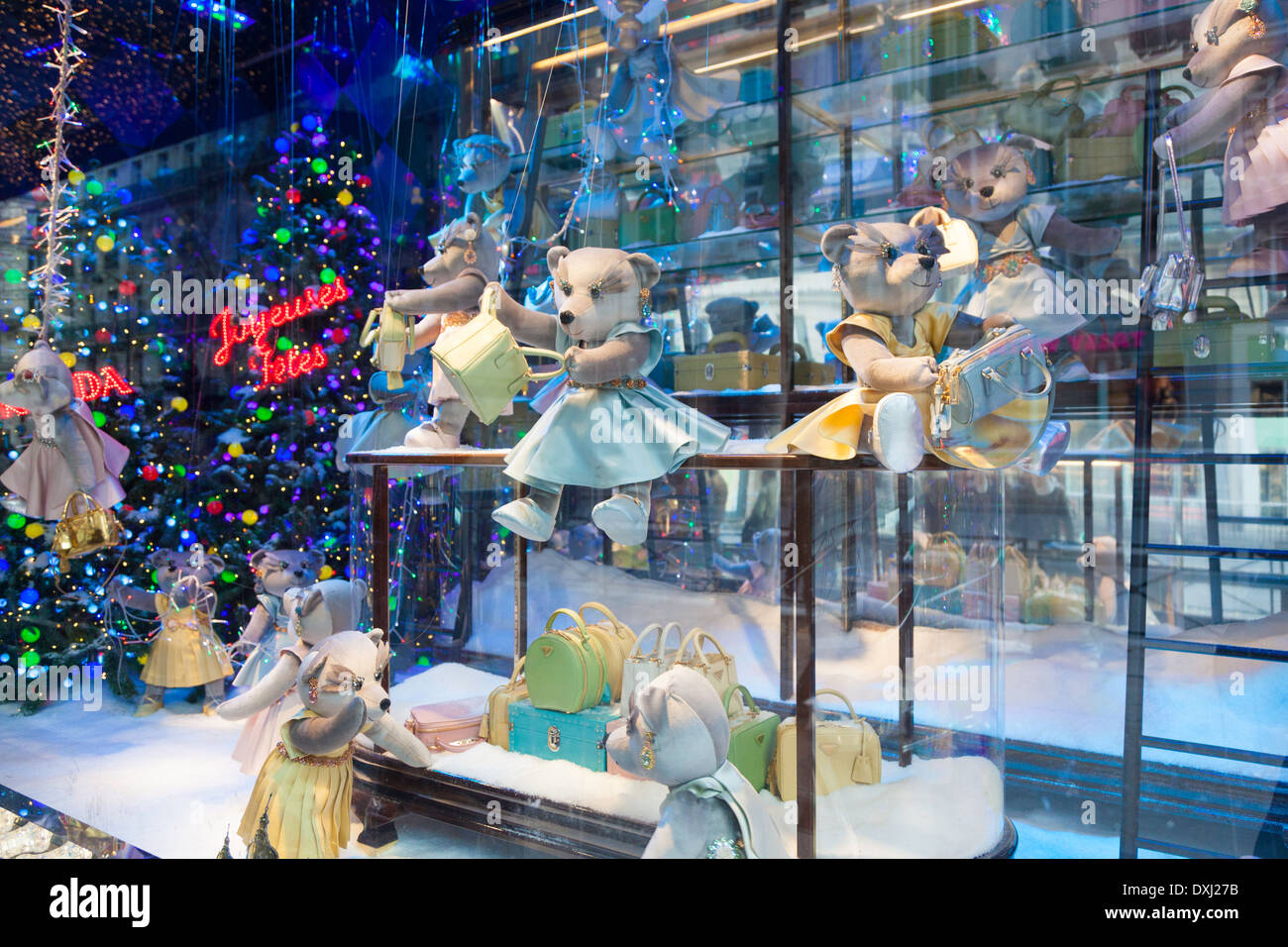 Printemps department store Christmas window display, Paris, France ...