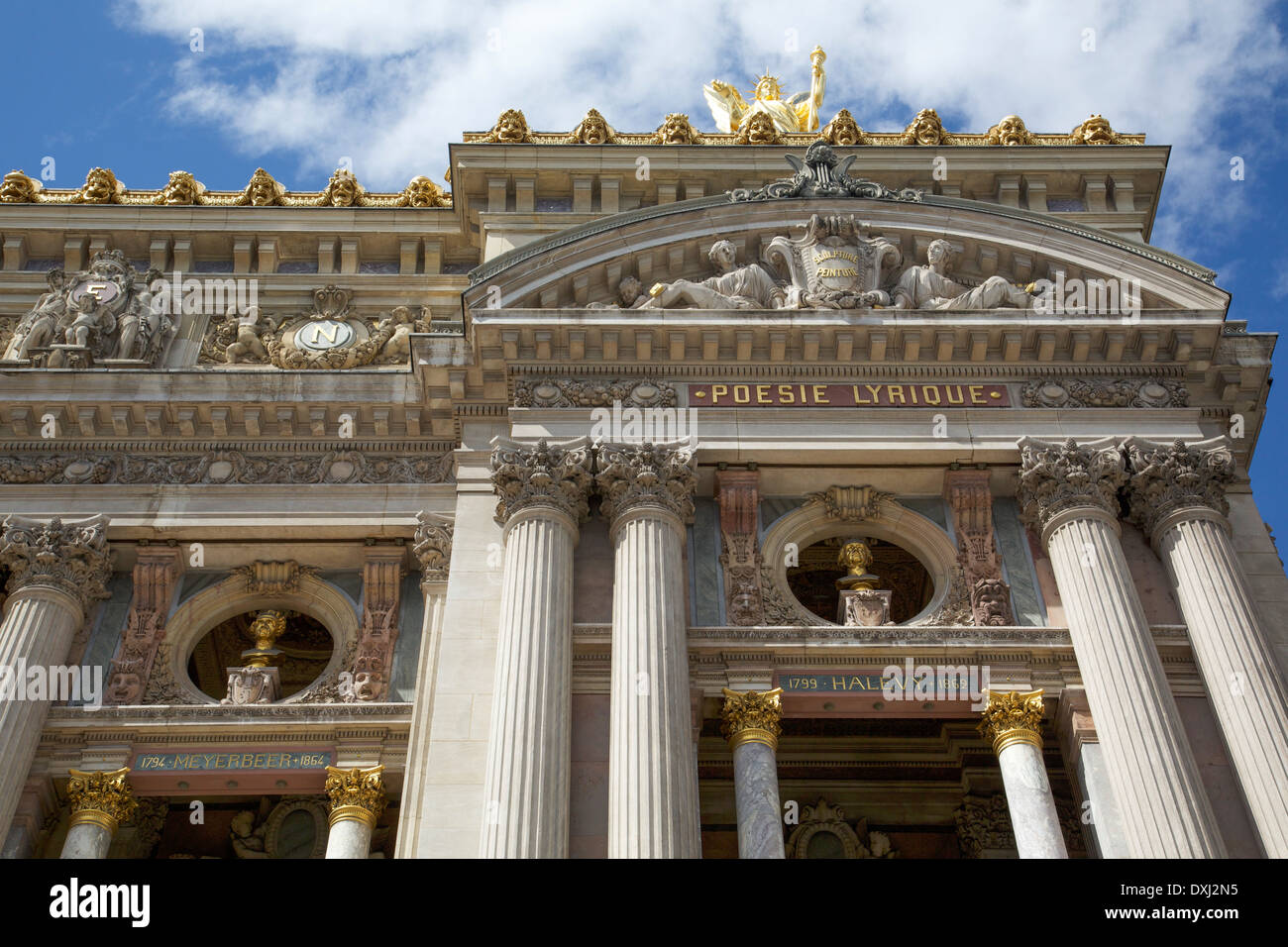 Paris musical culture hi-res stock photography and images - Alamy