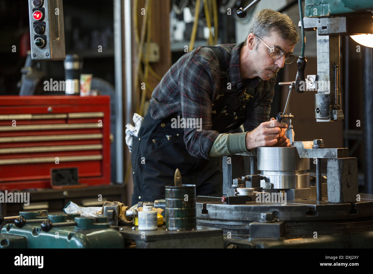 Man standing in front of machinery hi-res stock photography and images ...