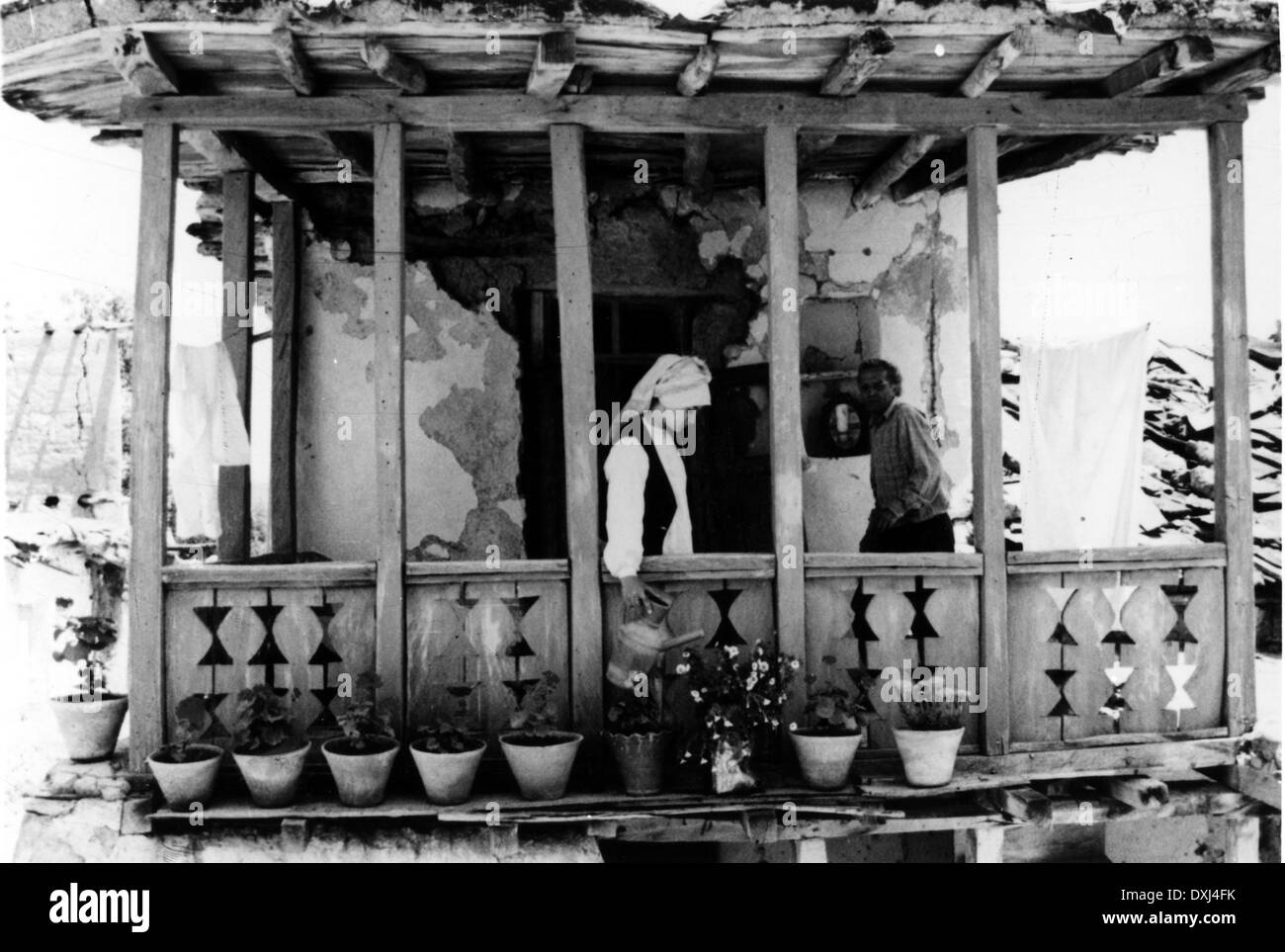 ENDEGI EDAME DARAD aka AND LIFE GOES ON Stock Photo - Alamy