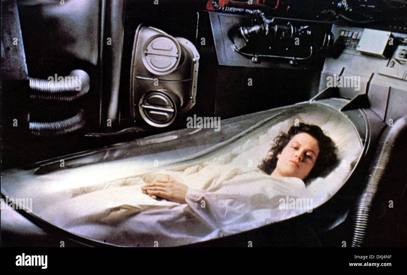 Sigourney weaver alien still 1979 hi-res stock photography and images ...