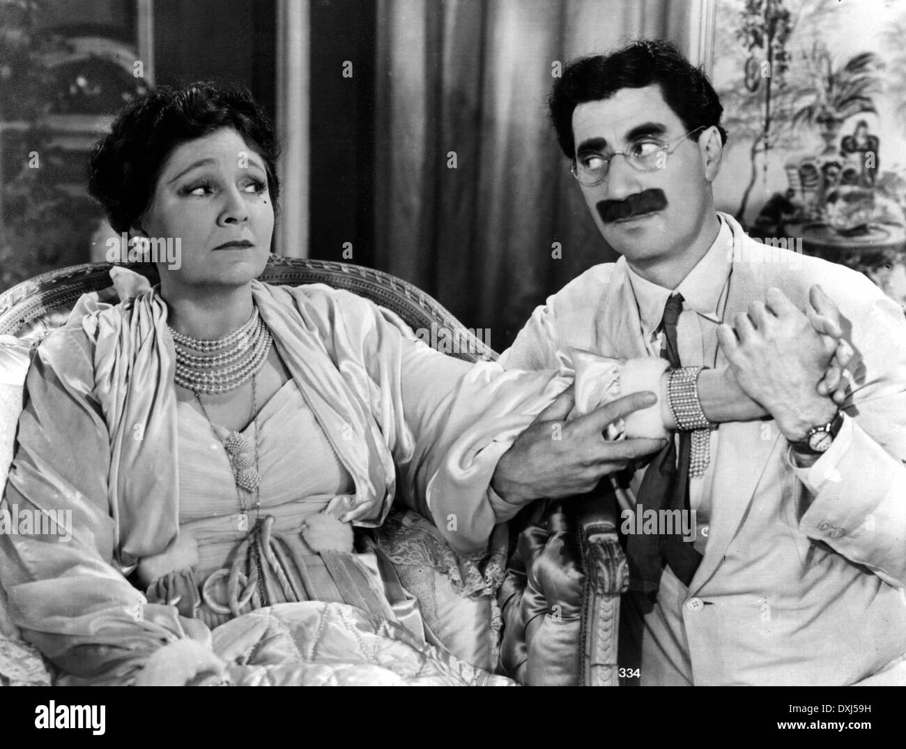 At the circus 1939 groucho marx hi-res stock photography and images - Alamy