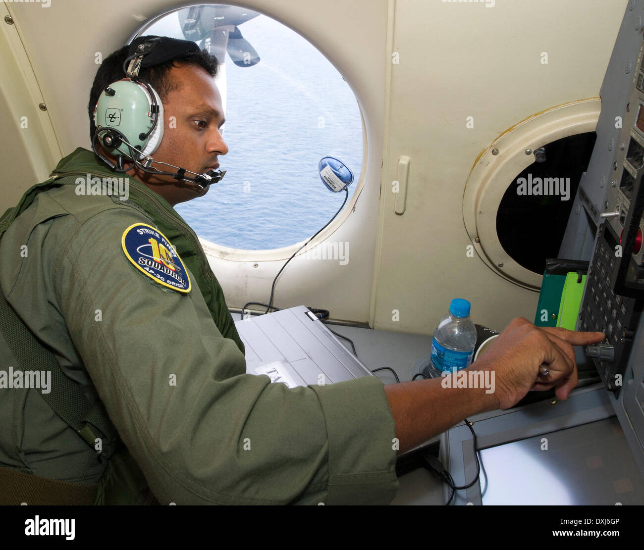 Flying officer hi-res stock photography and images - Alamy