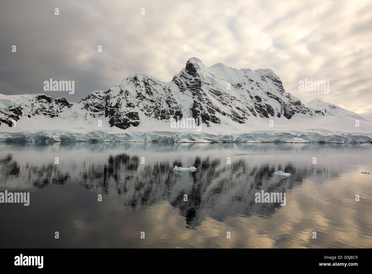 Stunning coastal scenery in Paradise Bay off Graham Land on the ...