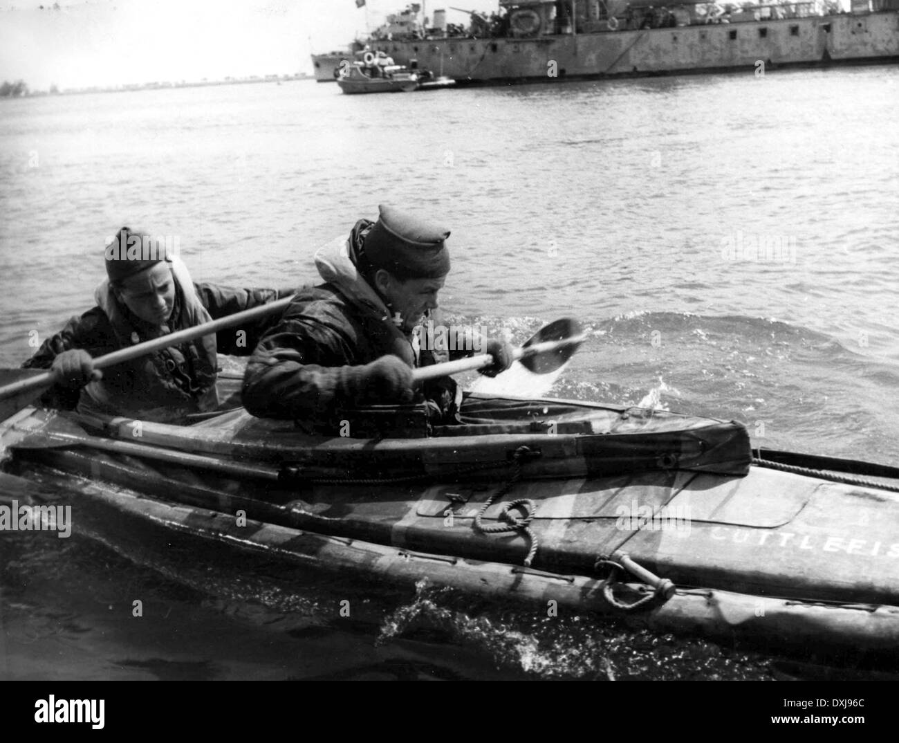 The cockleshell heroes 1955 hi-res stock photography and images - Alamy