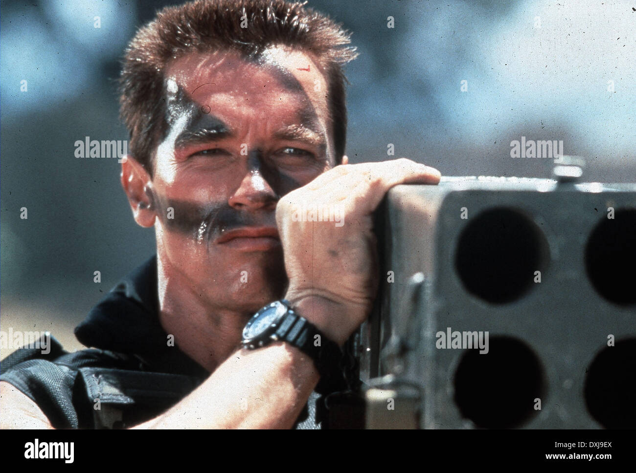 Commando 1985 arnold schwarzenegger hi-res stock photography and images ...