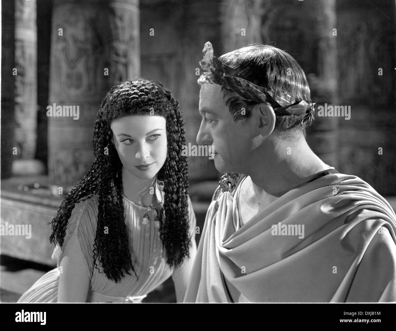 Caesar And Cleopatra High Resolution Stock Photography and Images - Alamy