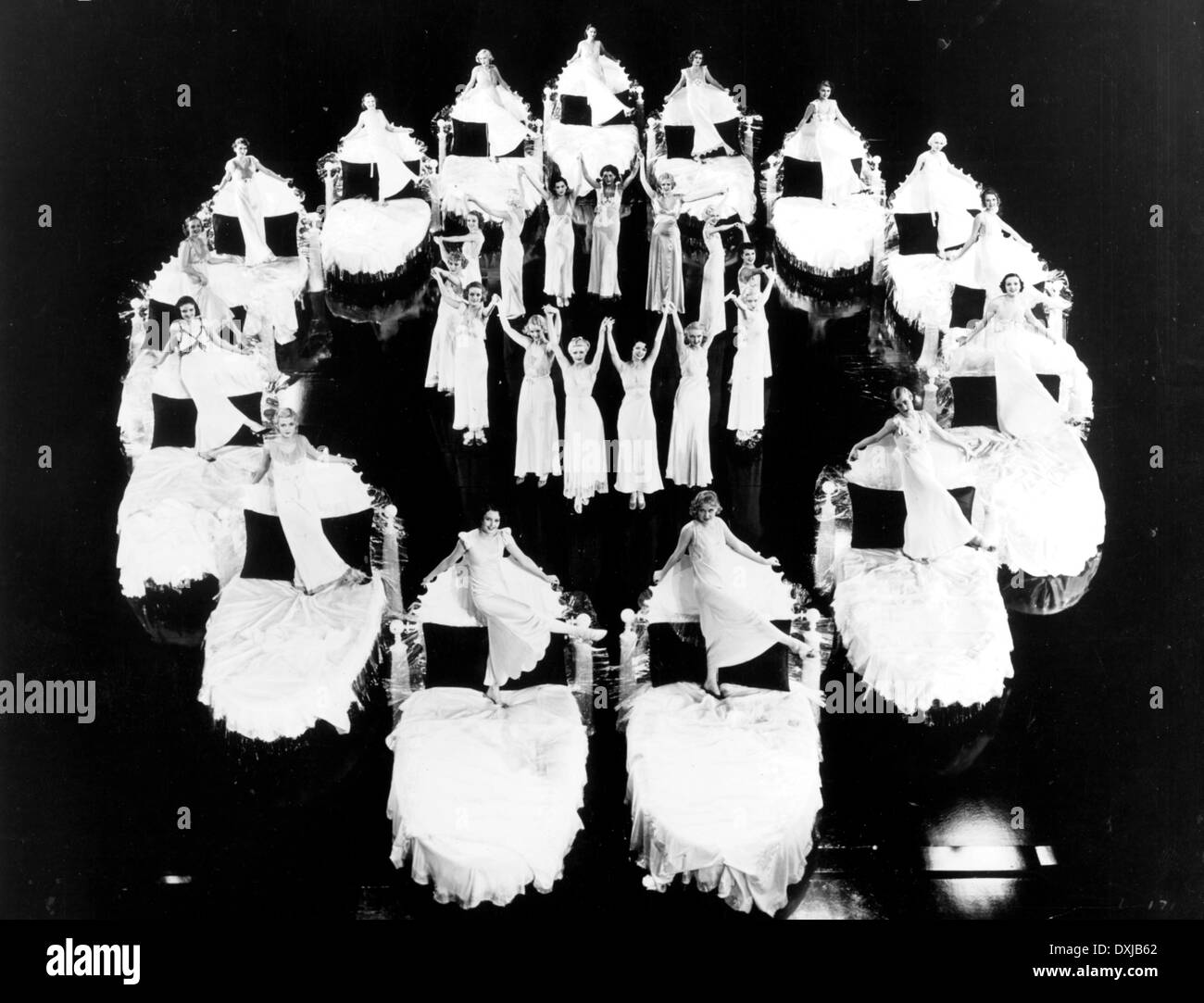 Dames 1934 hi-res stock photography and images - Alamy