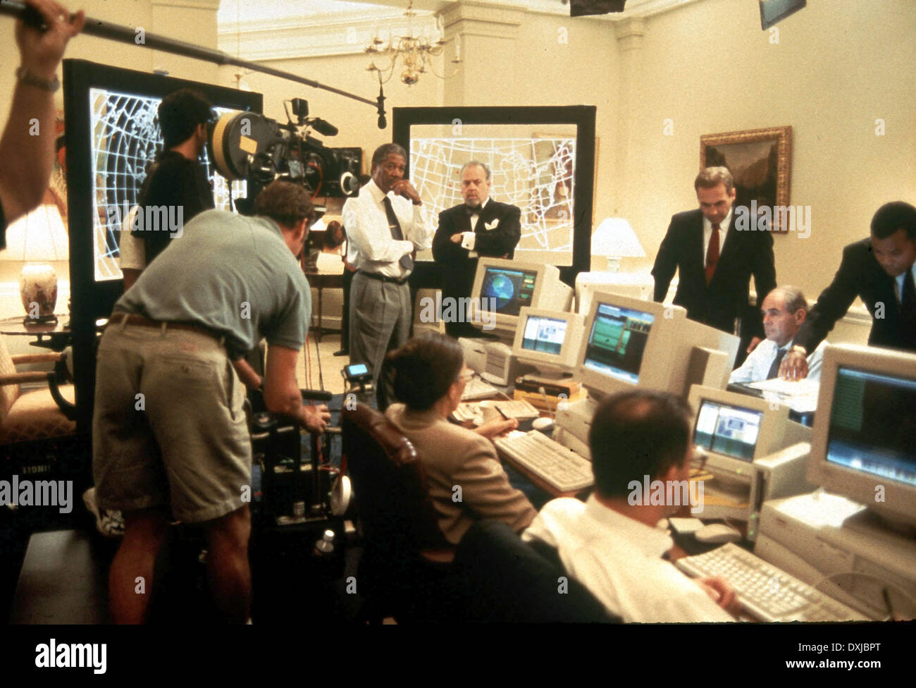 Deep impact 1998 morgan freeman hi-res stock photography and images - Alamy