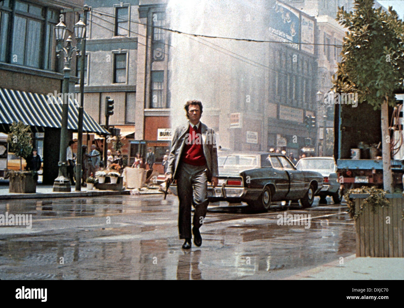 Dirty Harry 1971 Clint Eastwood Stock Photos & Dirty Harry 1971 Clint ...