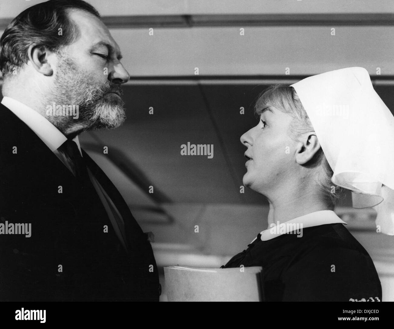 Doctor in clover 1966 james robertson justice hi-res stock photography ...