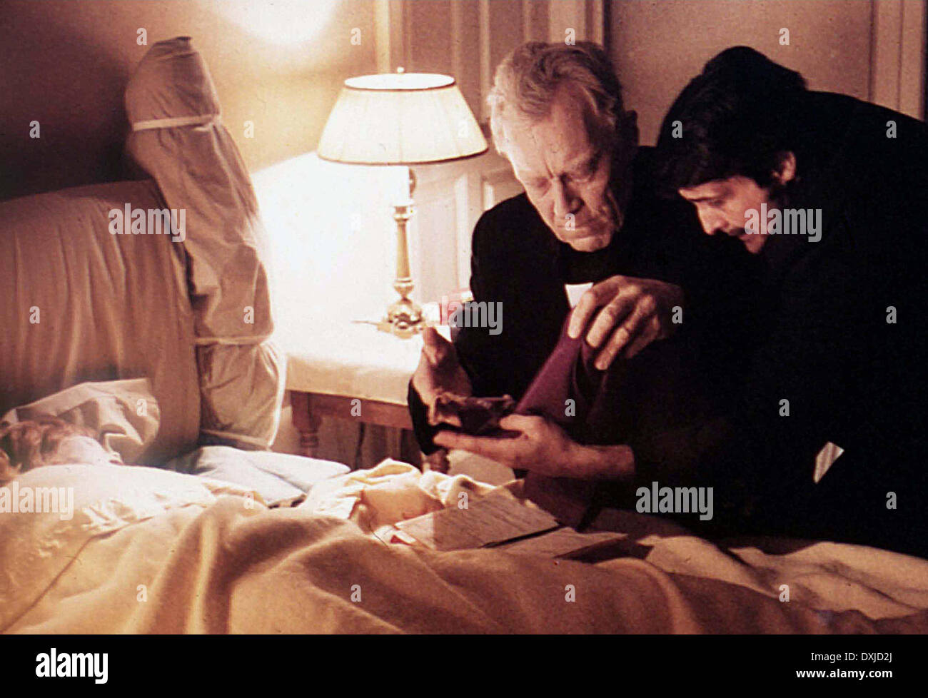 The exorcist 1973 jason miller hi-res stock photography and images - Alamy
