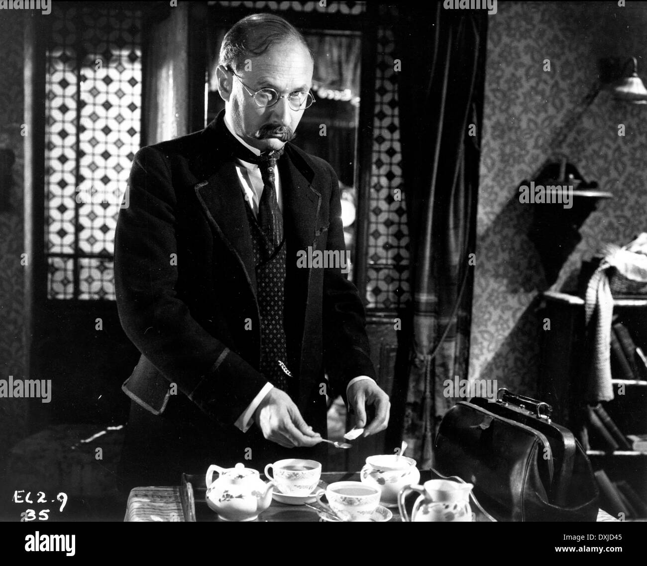 Dr donald Black and White Stock Photos & Images - Alamy