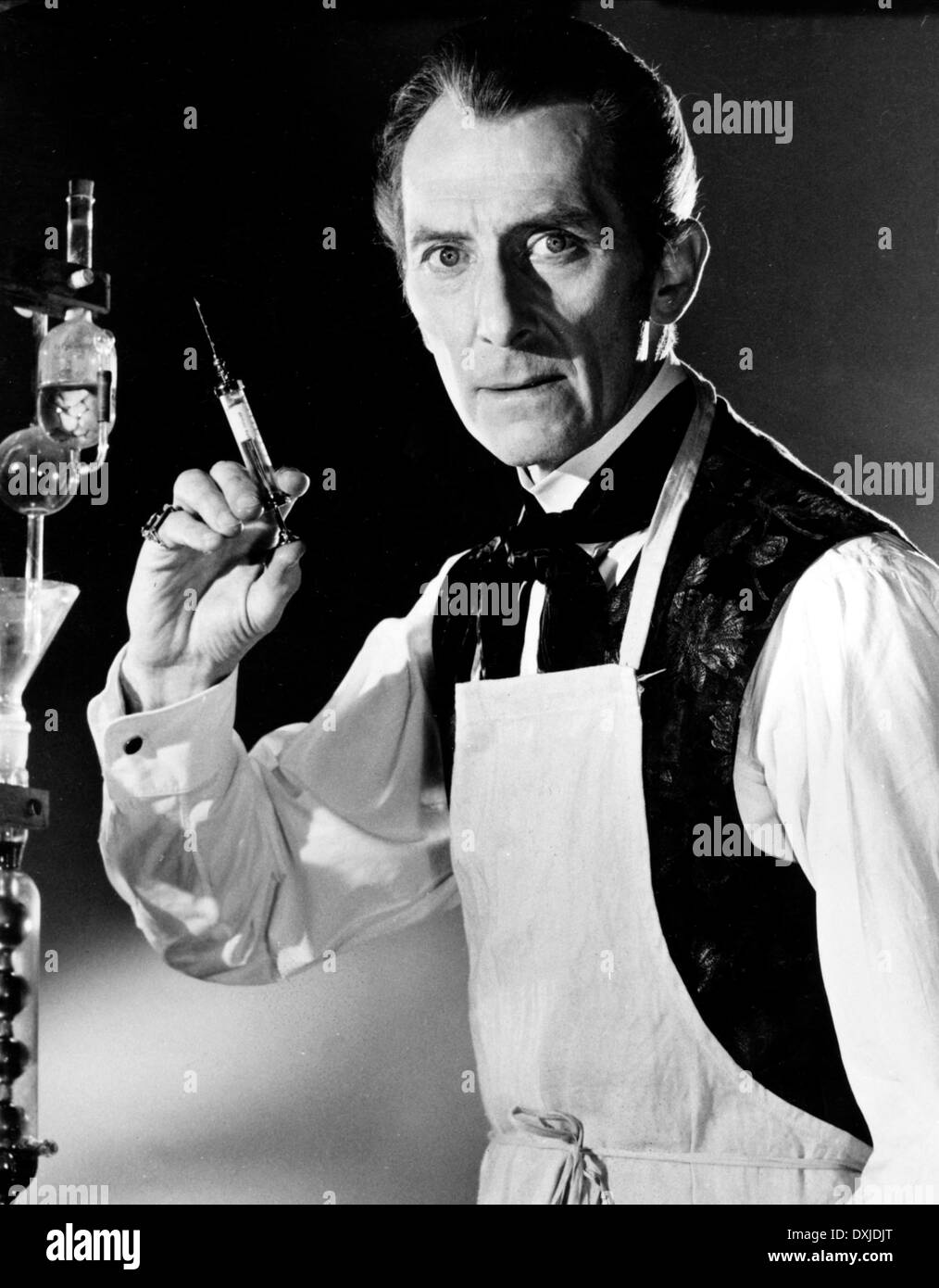 Peter cushing frankenstein hi-res stock photography and images - Alamy