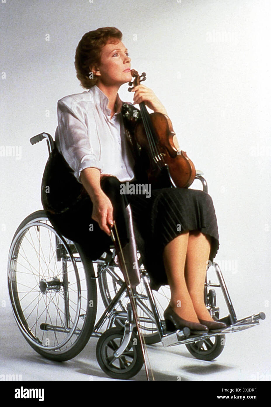 Duet for one 1986 julie andrews hi-res stock photography and images - Alamy