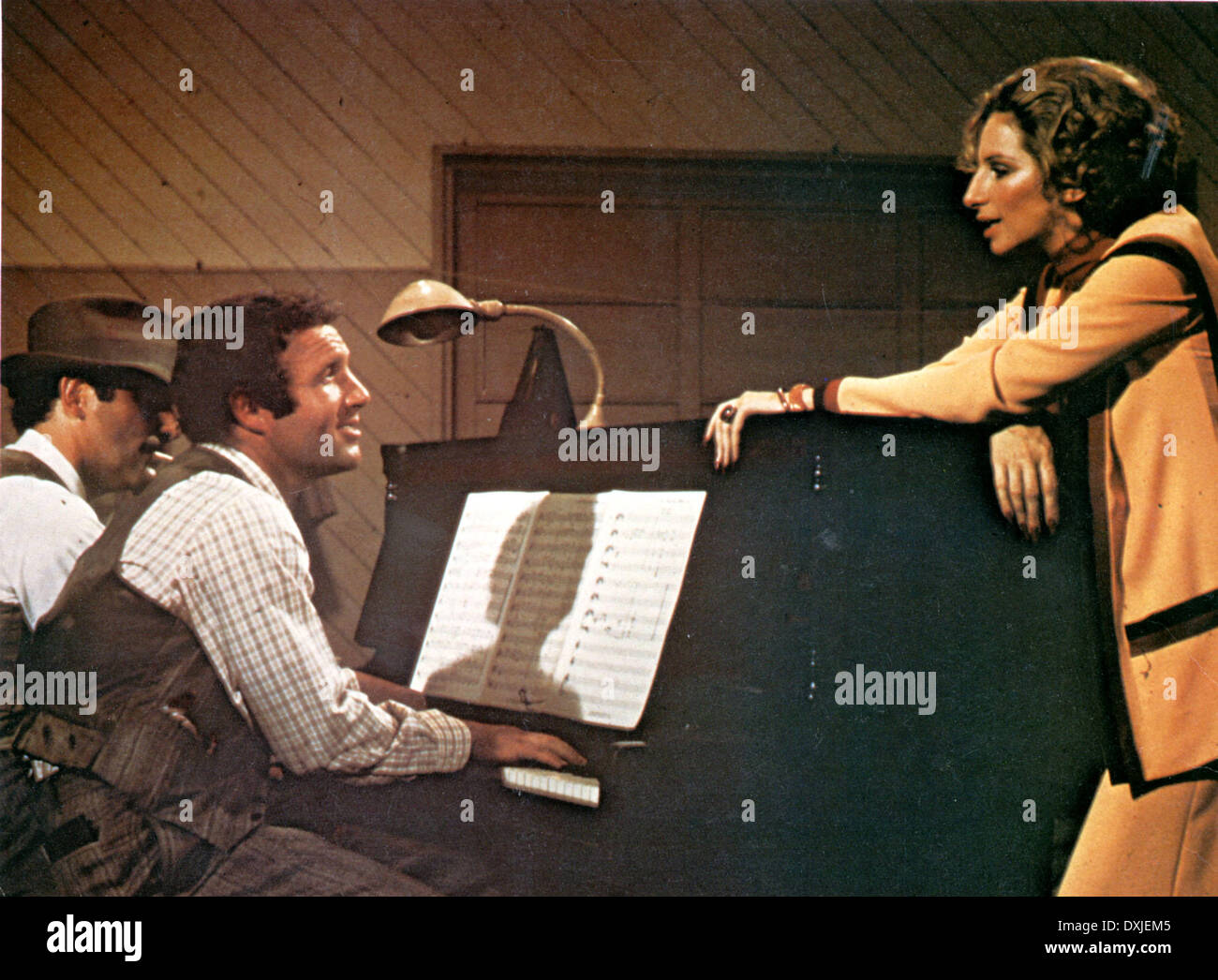 Funny lady 1975 james caan hi-res stock photography and images - Alamy