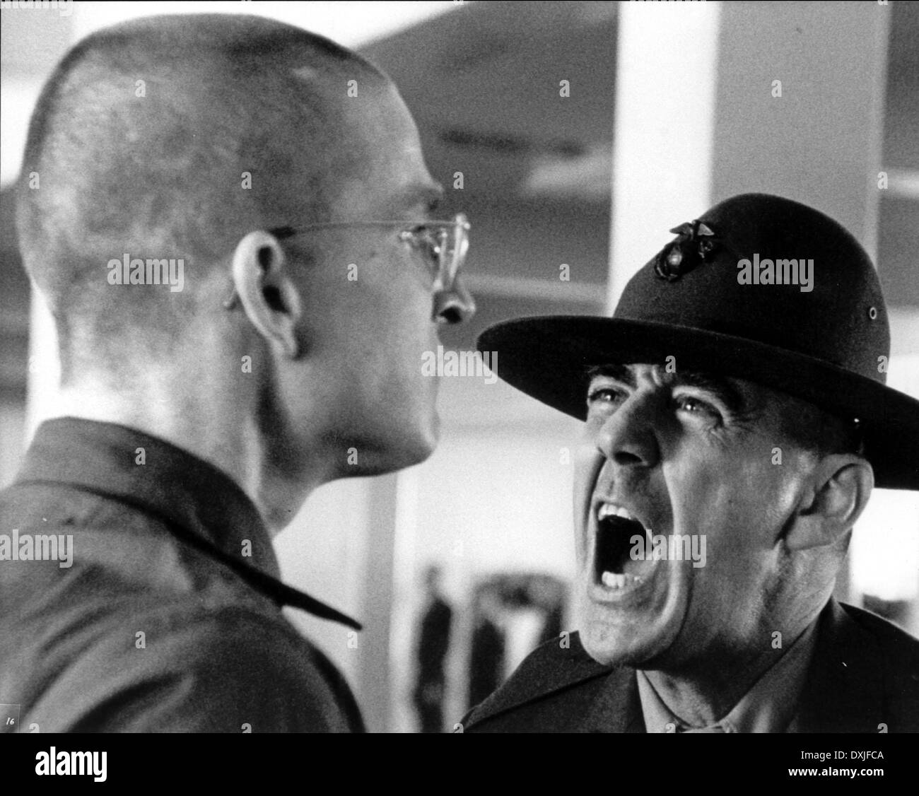 Matthew modine full metal jacket Black and White Stock Photos & Images ...