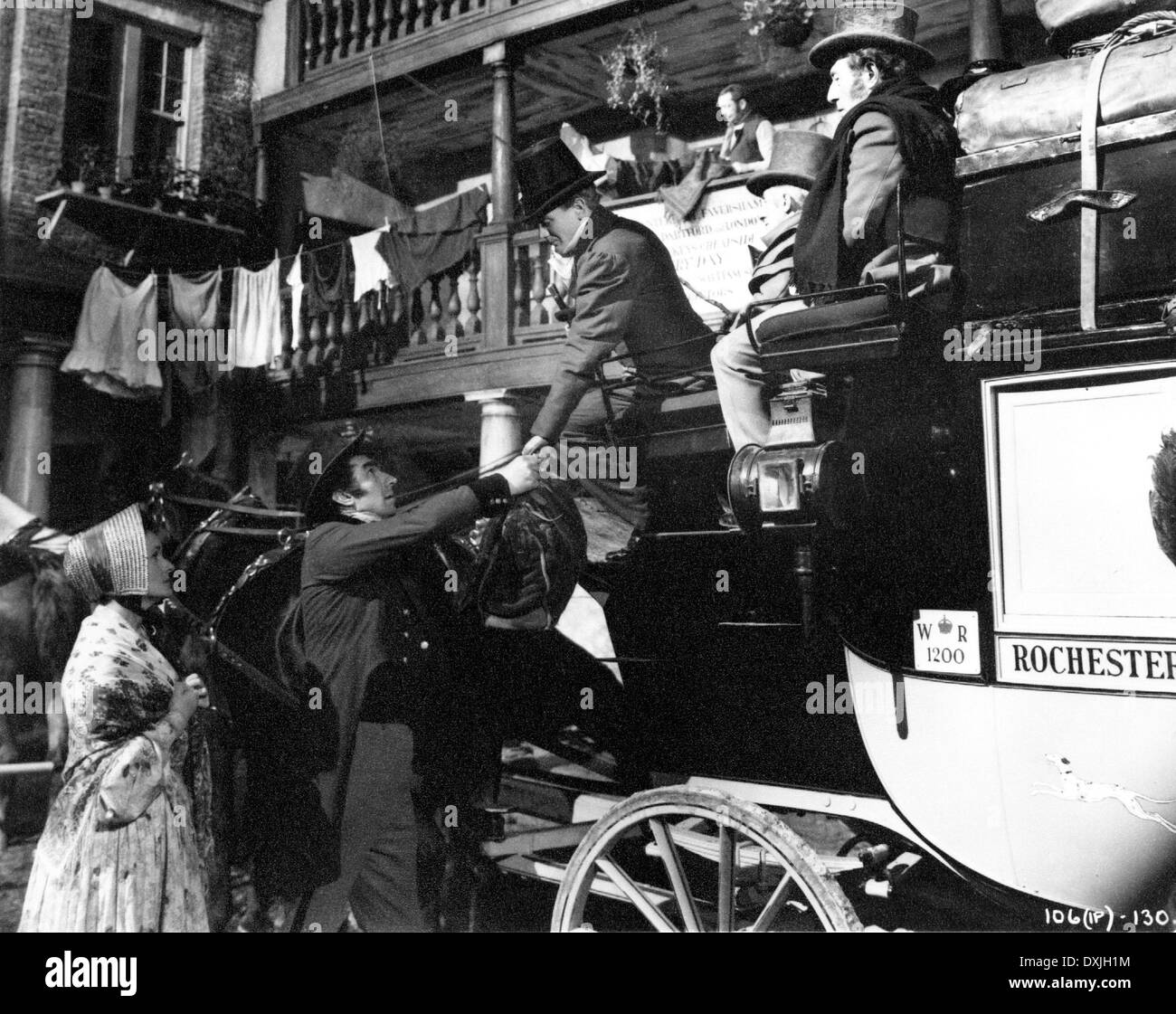 GREAT EXPECTATIONS (BR1946) BERNARD HILL, JOHN MILLS Stock Photo - Alamy