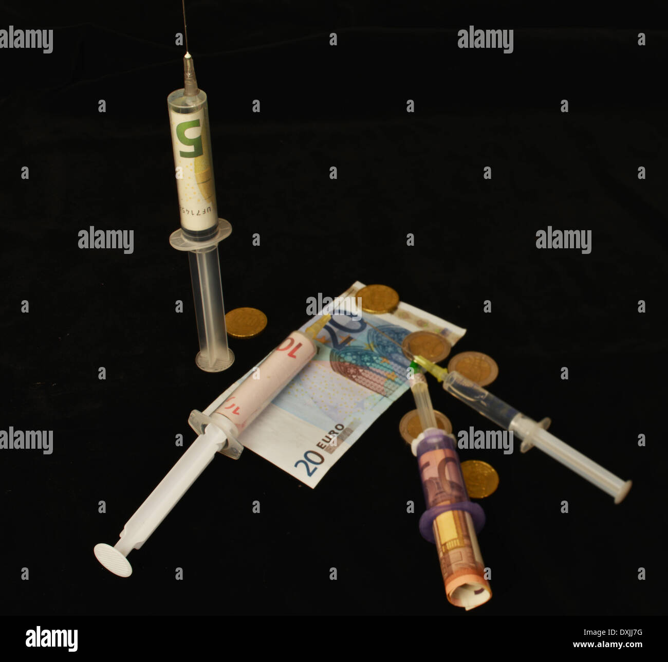 Symbol Photo for the topic: cash injection Stock Photo - Alamy