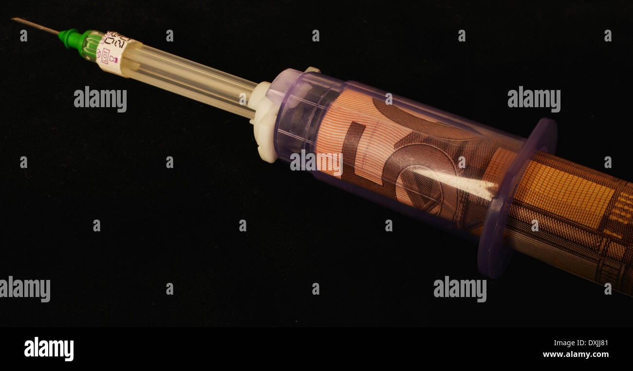 Symbol Photo for the topic: cash injection Stock Photo - Alamy