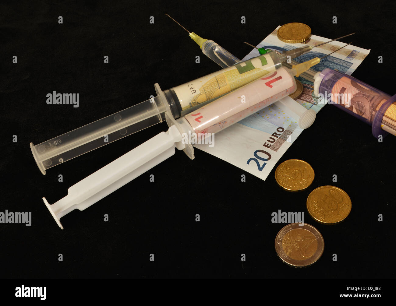 Symbol Photo for the topic: cash injection Stock Photo - Alamy