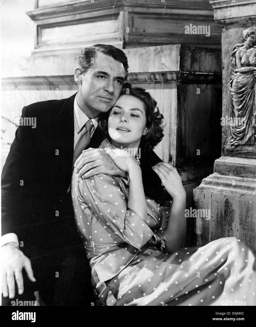 Cary grant indiscreet 1958 hi-res stock photography and images - Alamy